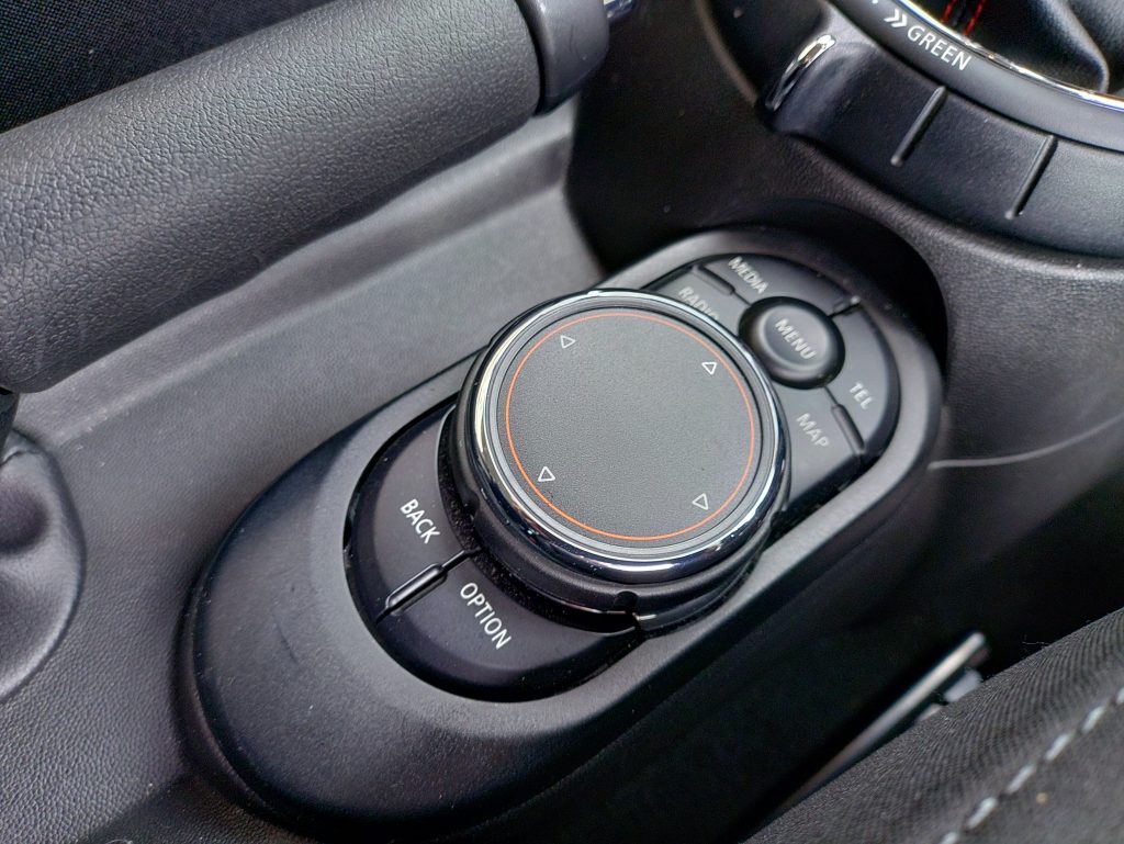 2017 BMW MINI Cooper SD | 名古屋市天白区の輸入車専門店プロリンク